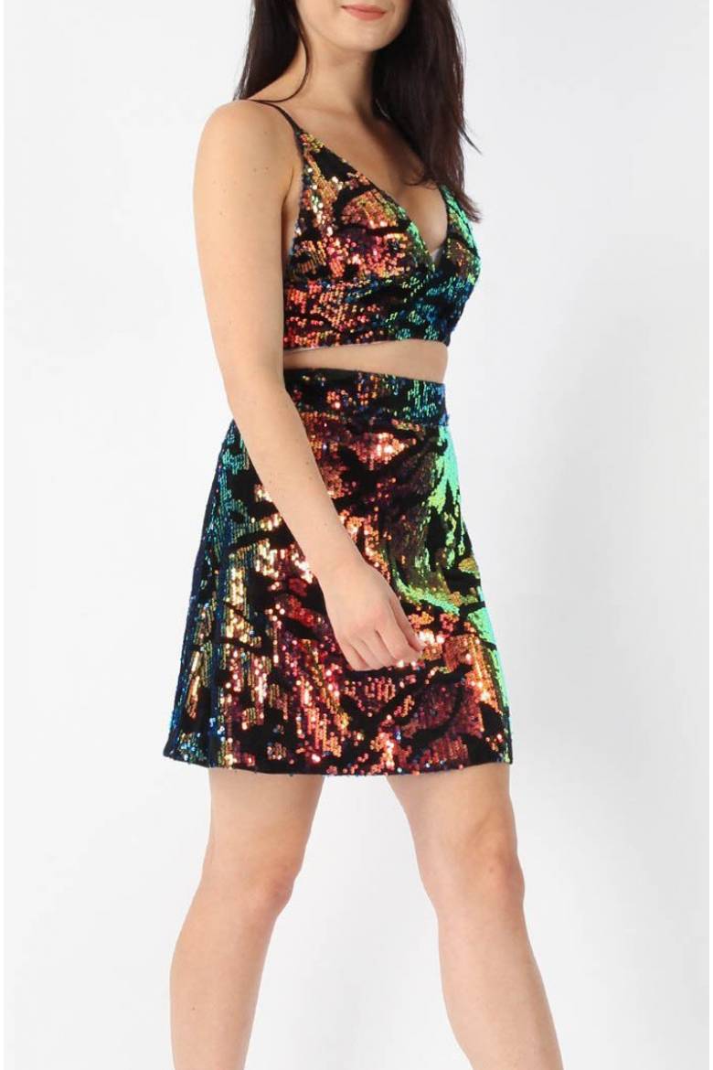 Top din catifea si paiete