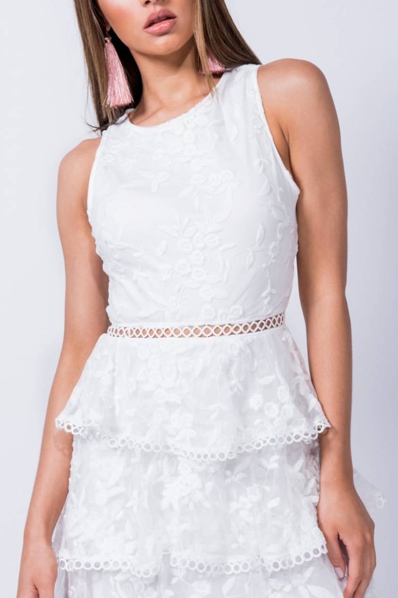 Rochie mini, alba cu volane | Tulip